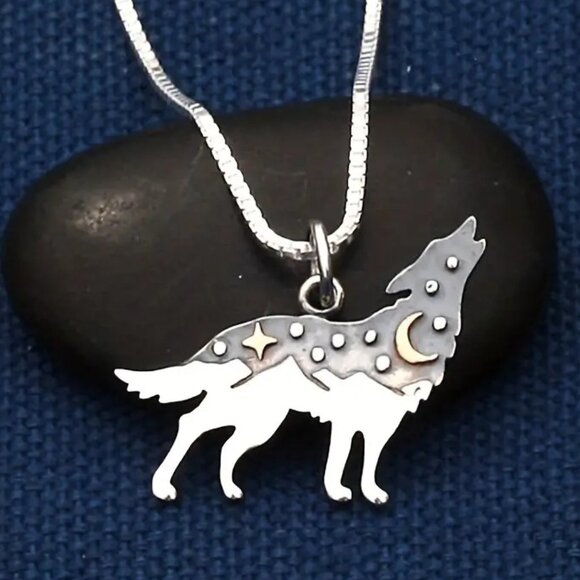 Independent | Jewelry | Silver Howling Wolf Pendant Necklace | Poshmark